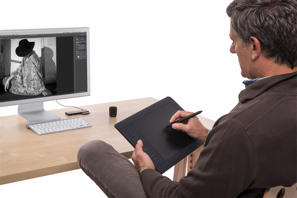 Wacom Intuos Pro Medium digitalis rajztábla & AGFA WildView Action ...